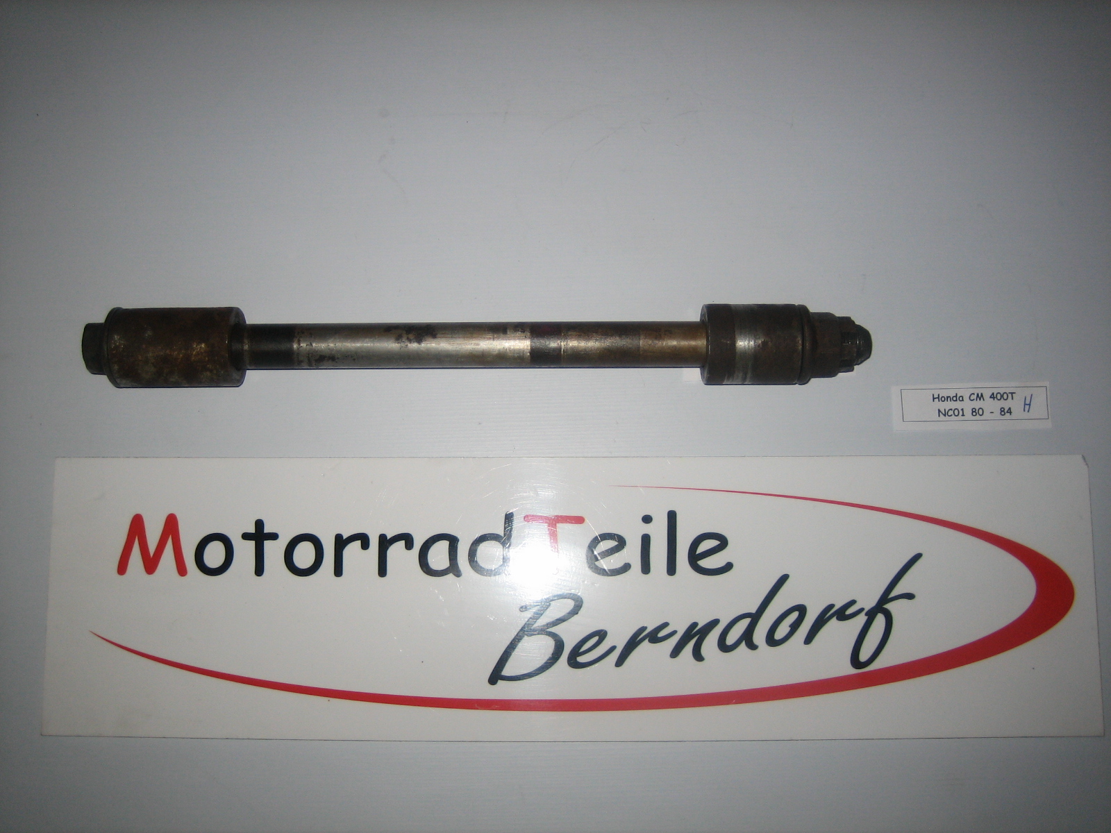 Honda CM 400T NC01 Hinterachse | MotorradTeile Berndorf